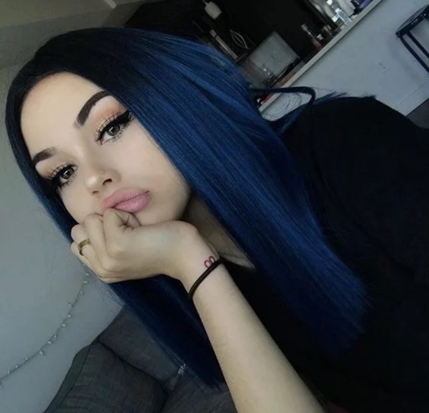15+ Best Blue Hairstyles For a Marine Touch In Your Look