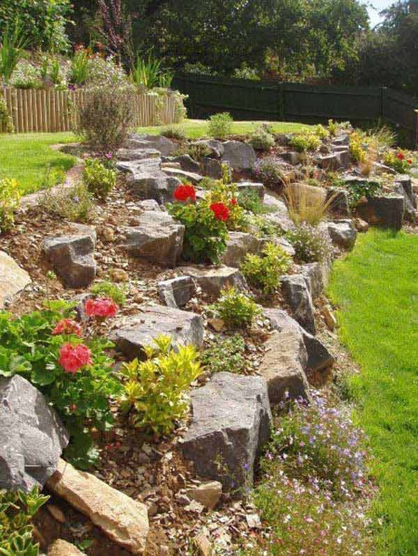 18+ Beautiful DIY Retaining Wall Ideas & Designs For 2025
