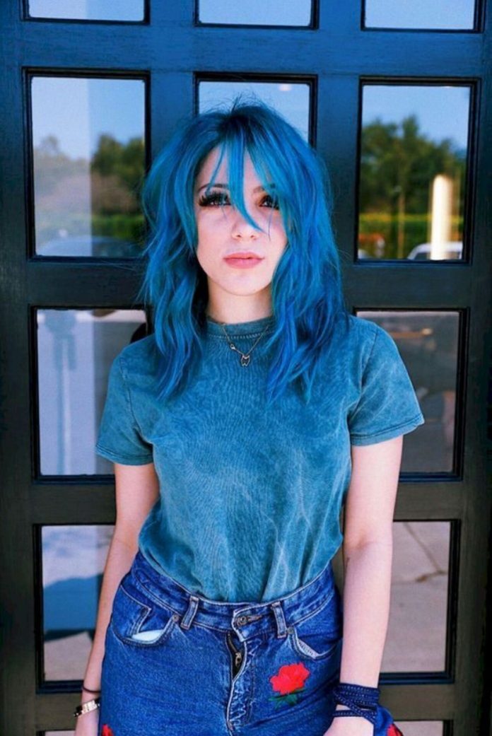15+ Best Blue Hairstyles For a Marine Touch In Your Look