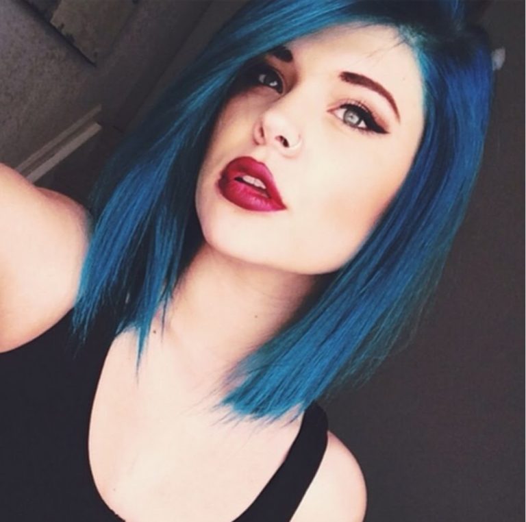 15+ Best Blue Hairstyles For a Marine Touch In Your Look