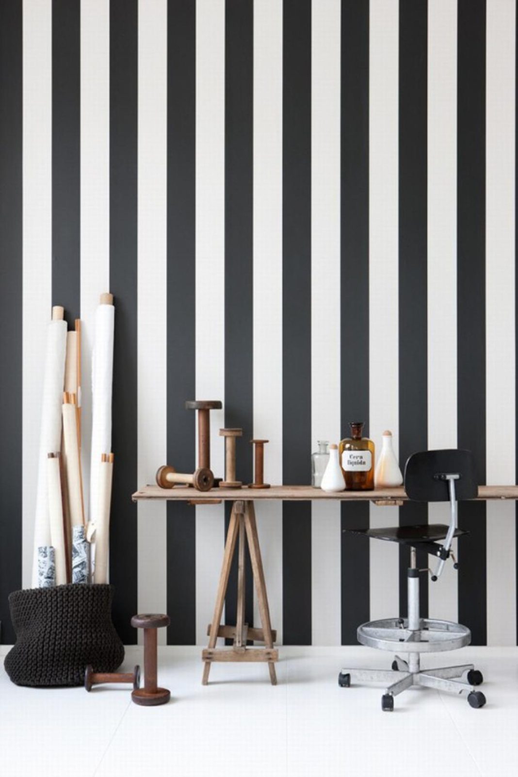 18+ Awesome Striped Wall Design Ideas - Ways To Paint Stripes on a Wall