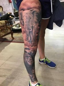 25 Stunning Leg Tattoo Ideas: From Mythology to Portrait Designs - DIY ...