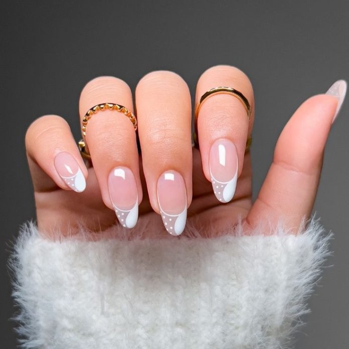 25 Stunning White Nail Designs for a Chic and Elegant Look - DIY Morning